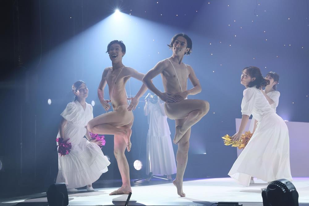 ほぼ全裸の劇に最後は感動 劇団鹿殺しの舞台「この身ひとつで」 | 山陰中央新報デジタル