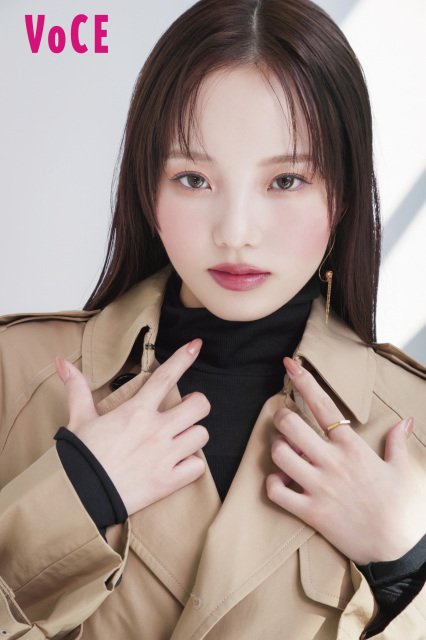 本田真凜、いつもと違う大人の秋メイクで新境地 『VOCE』11月号に登場 | 山陰中央新報デジタル