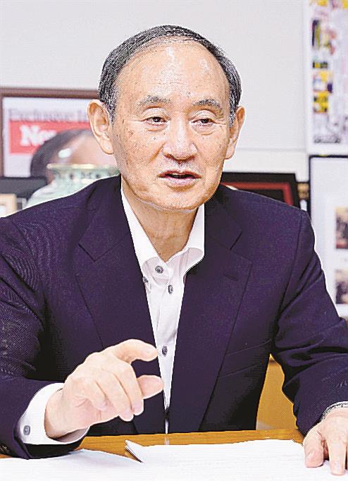 菅義偉前首相インタビュー 金融緩和 修正は不要 | 山陰中央新報デジタル
