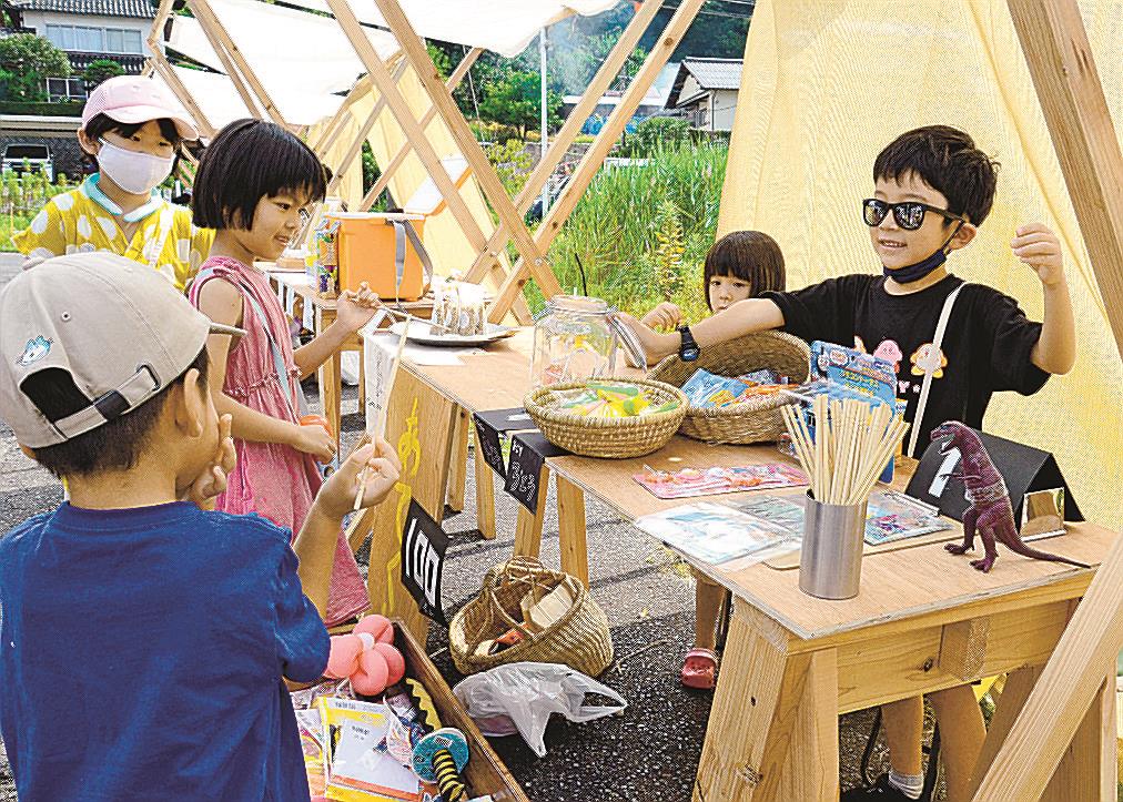 朝市 コロナ禍の社交場 松江市内各地で続々開催 | 山陰中央新報デジタル