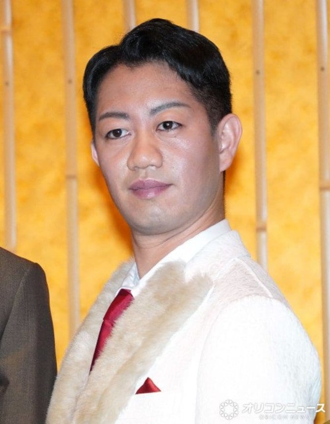 中村壱太郎、『もののけ姫』のサンをイメージした“スーツ”で登場 「どれだけサンを好きでいるか」を表現 | 山陰中央新報デジタル