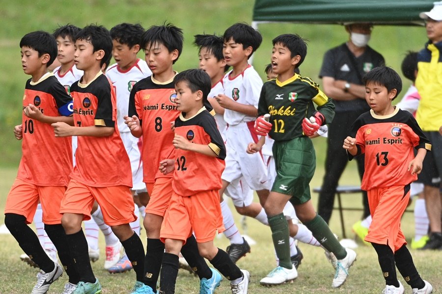 【写真特集】予選Dグループ：鹿足・エスプリ・法吉 島根県U12サッカー交歓優勝大会 | 山陰中央新報デジタル