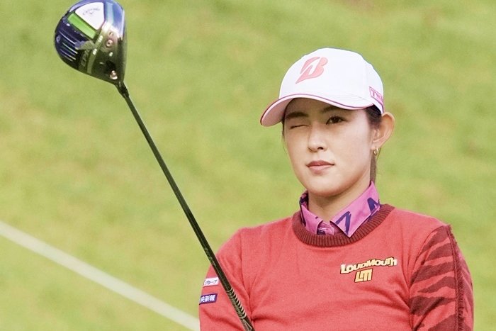 浜崎 最終R進めず 小祝 逃げ切りV 女子ゴルフ | 山陰中央新報デジタル